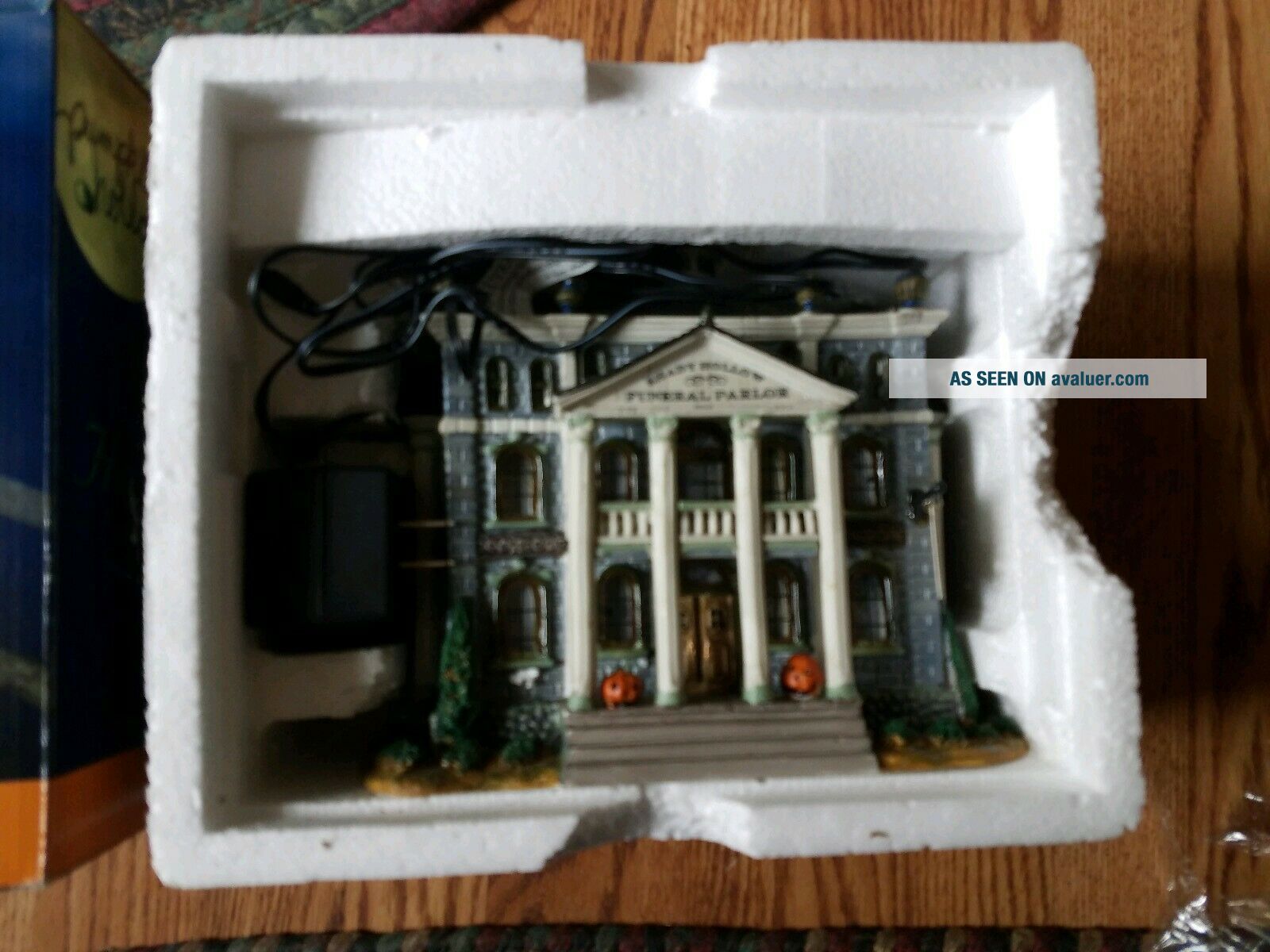 Lemax Spooky Town Halloween Pumpkin Hollow Shady Funeral Parlor Lighted ...