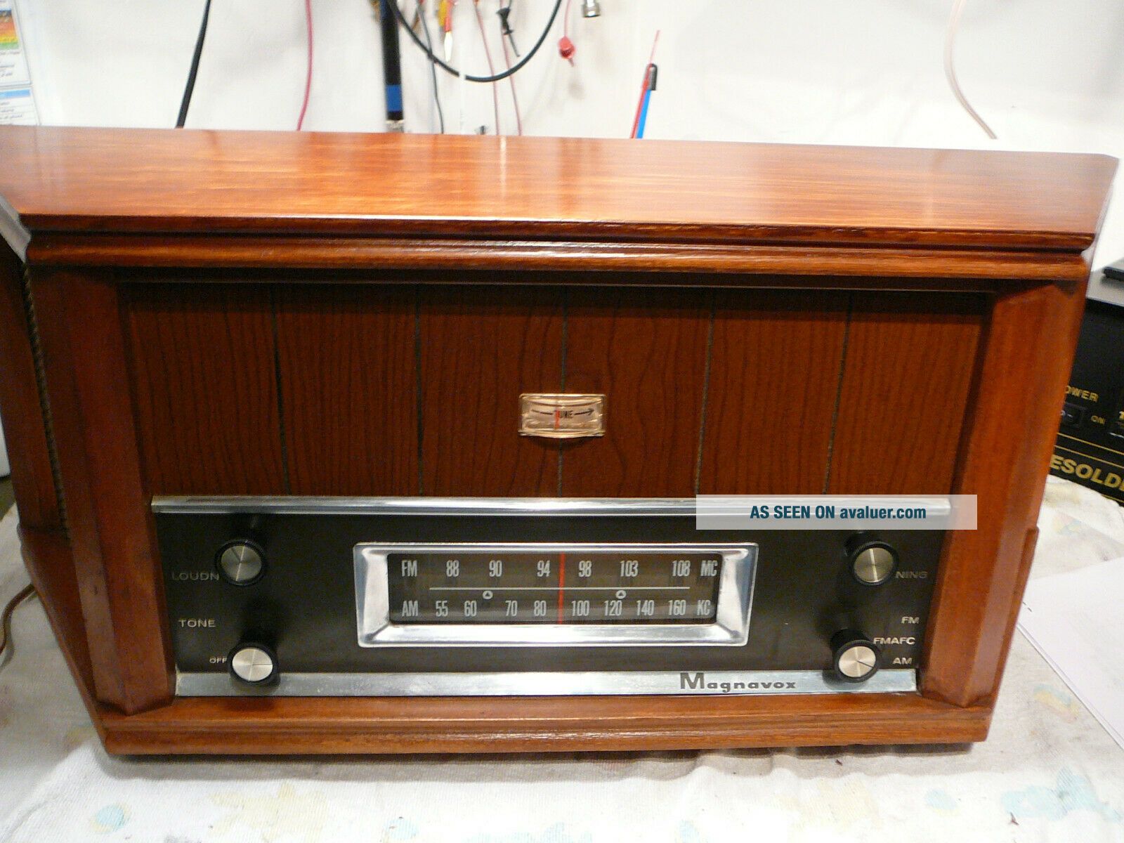 MAGNAVOX OFM022 AM FM TUBE RADIO, Completely Rebuilt | #4362835