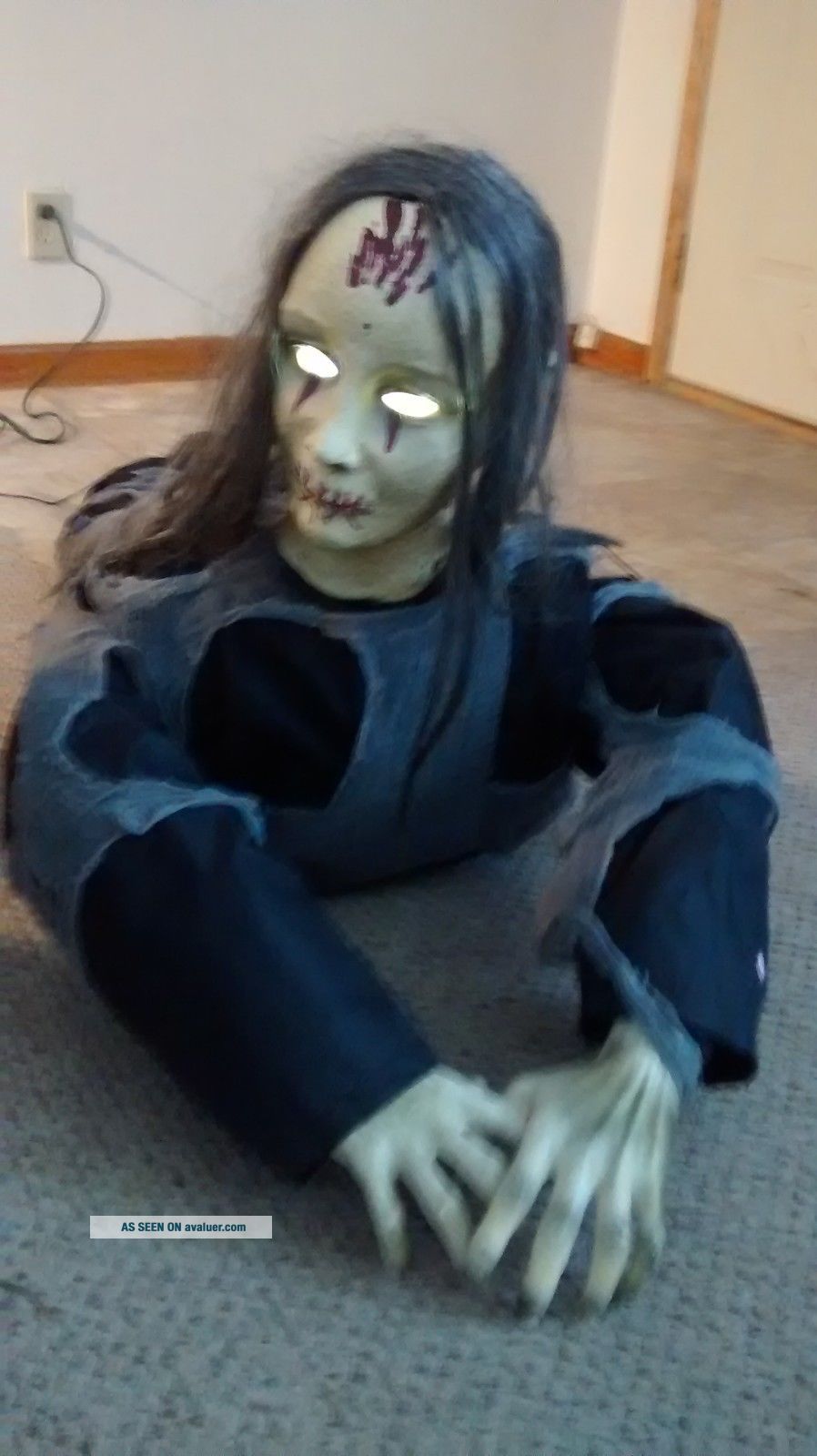 Rare Halloween Animated Creepy Crawler Haunted Girl Gemmy Spirit Life ...