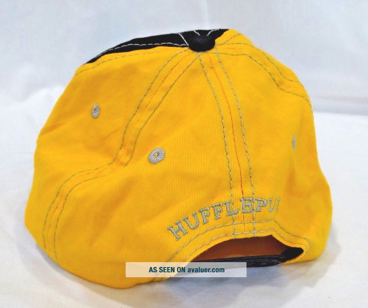 UNIVERSAL STUDIOS HARRY POTTER HUFFLEPUFF CREST SNAP BACK CAP AND ...