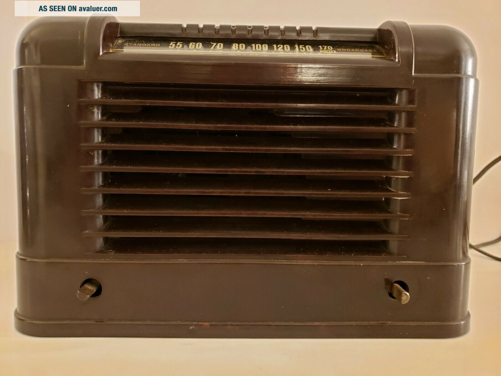 Antique 1942 RCA Victor Model 12X Bakelite Art Deco Tube Radio | #4477920
