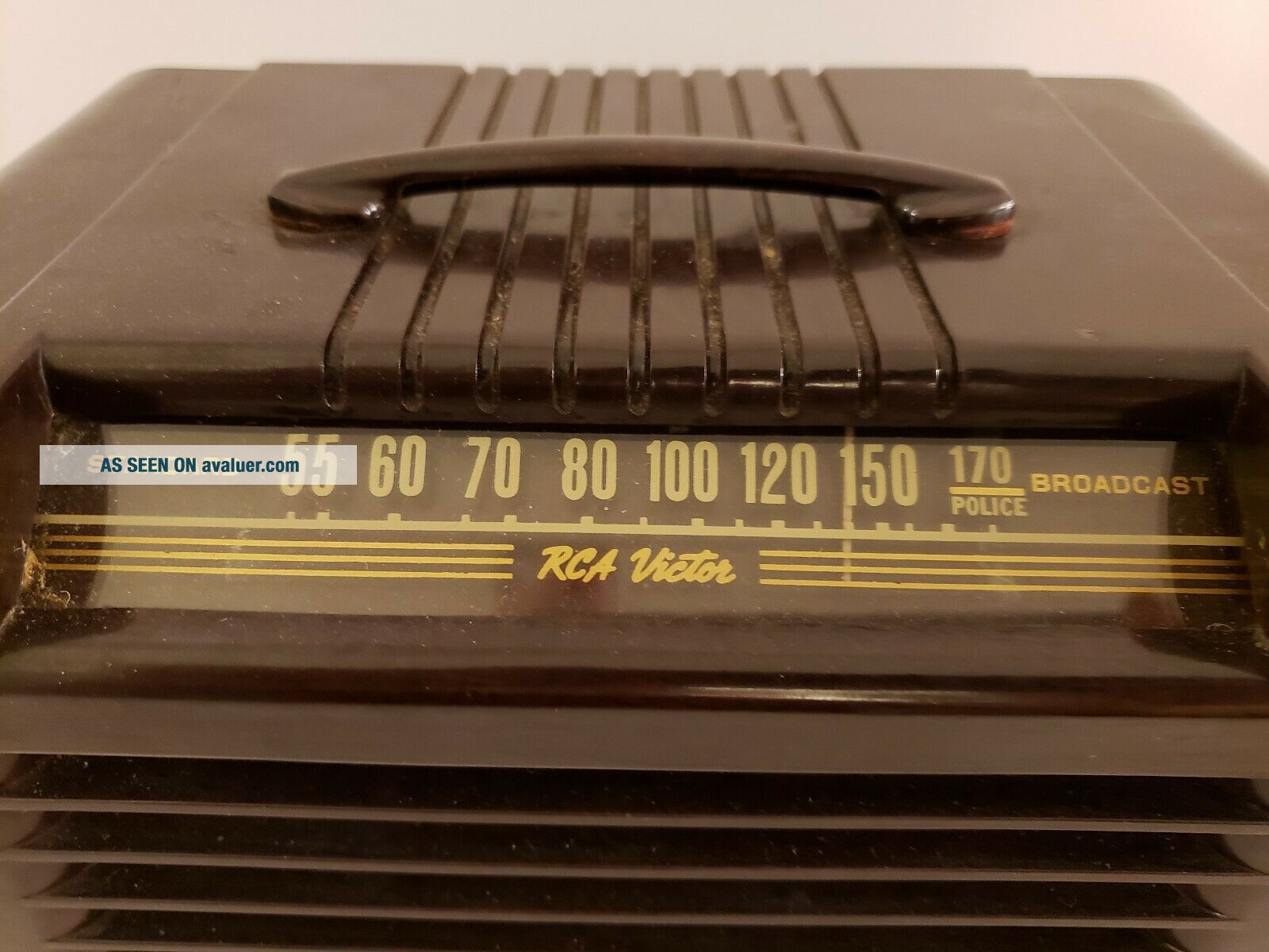 Antique 1942 RCA Victor Model 12X Bakelite Art Deco Tube Radio | #4477920