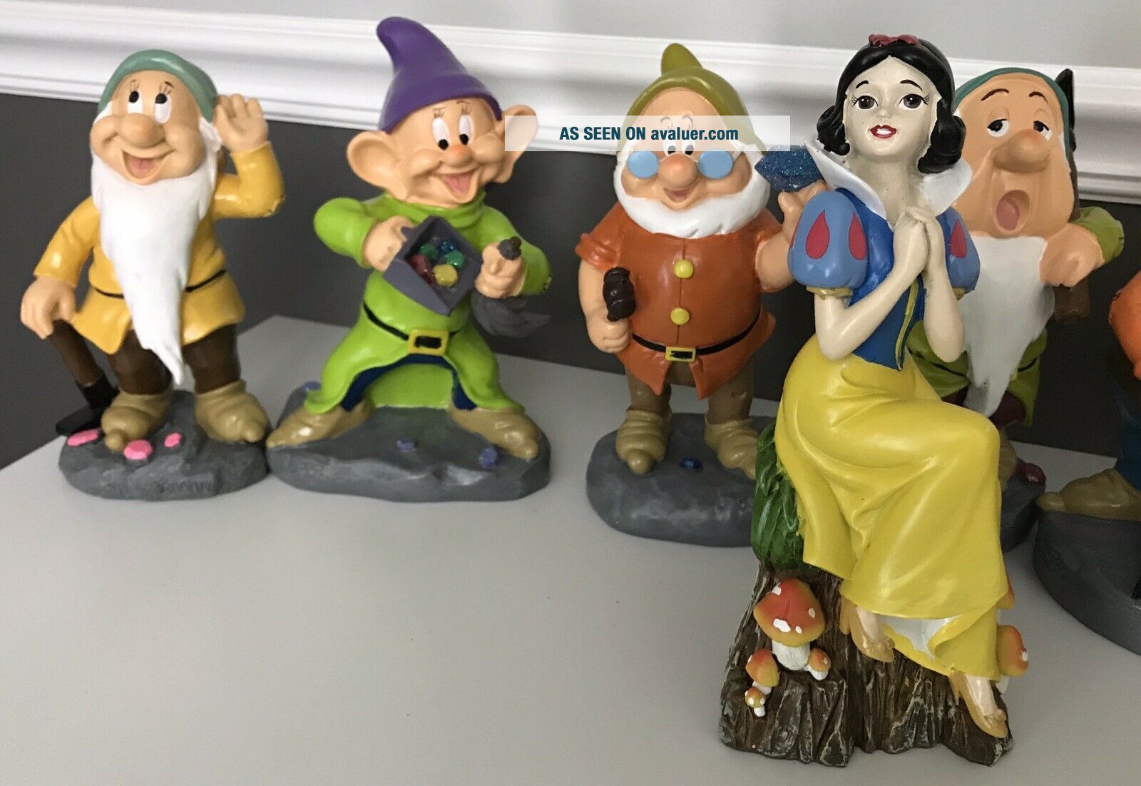 Disneys Snow White And The Seven Dwarfs Resin Garden Statues 8 In Set ...