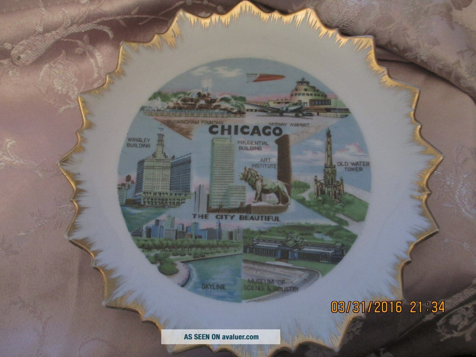 Vintage Chicago Souvenir Wall Hanging Plate | #4497549