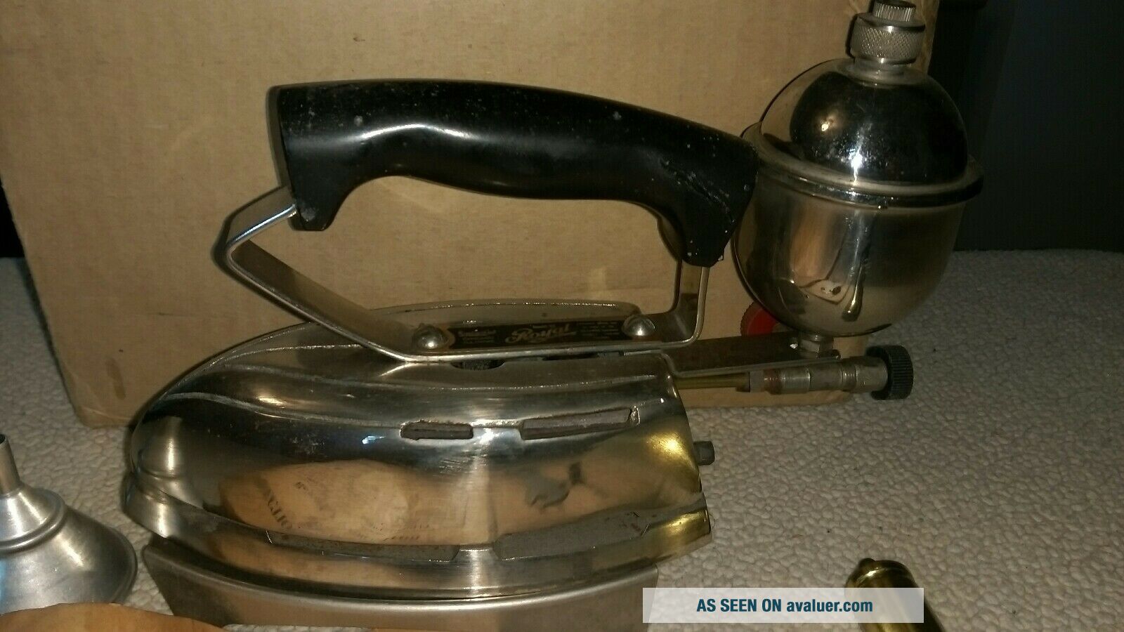 Antique Gasoline Iron Royal Model 40 Self - Heating Iron Made In USA ...
