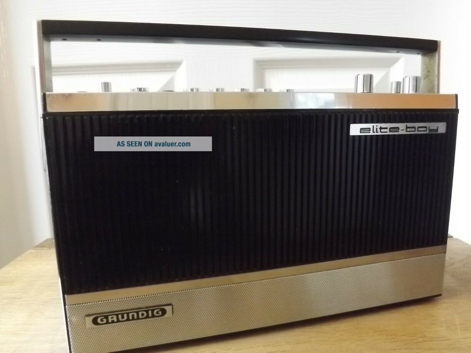 GRUNDIG ELITE BOY VINTAGE RETRO RADIO, . | #4515825