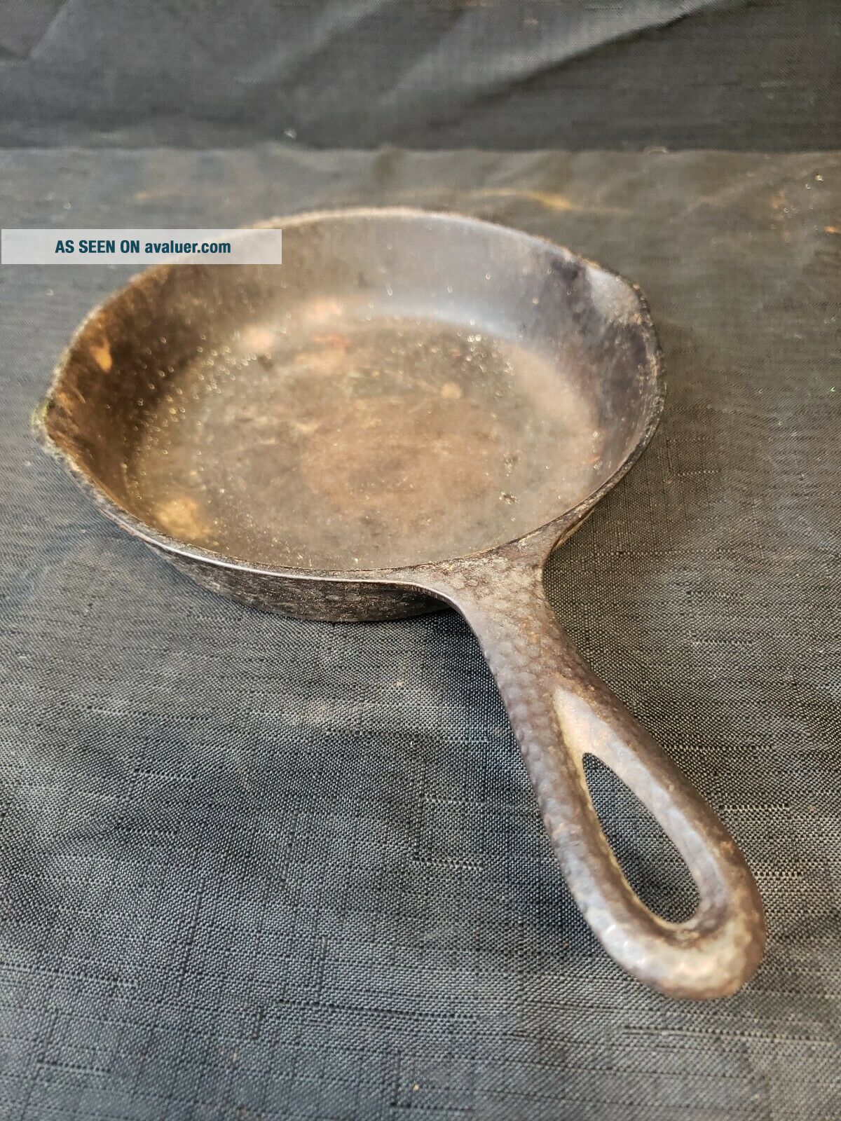 VTG HAMMERED LODGE SINGLE NOTCH 3 RAISED Y CAST IRON SKILLET UNMARKED ...