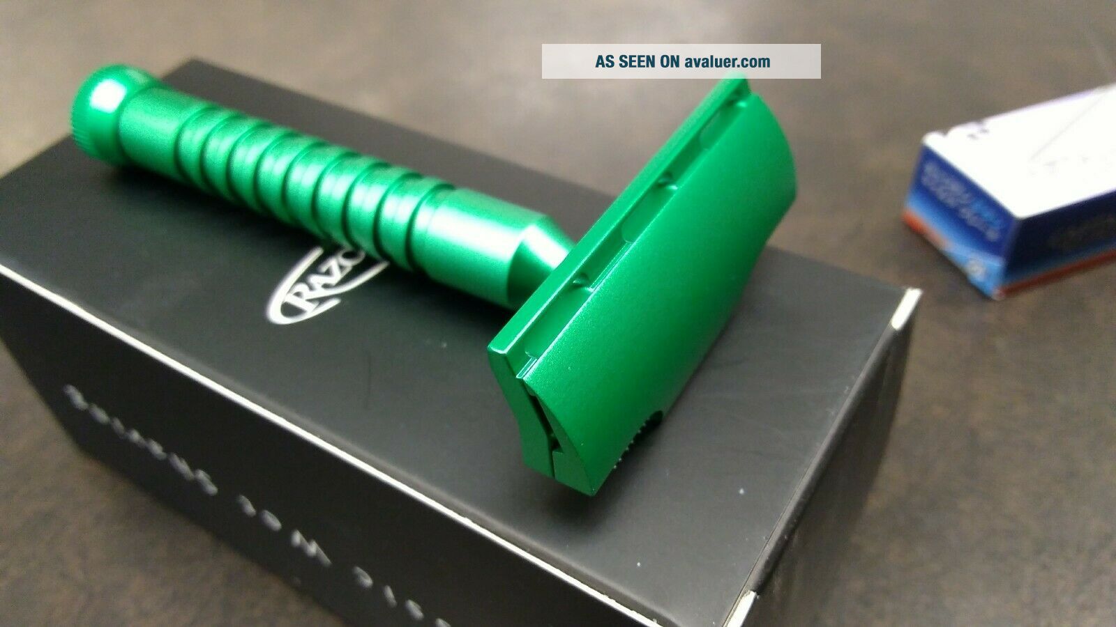 Razorock Hawk Single Edge Safety Razor With Kai Titan Blades, Artisan ...