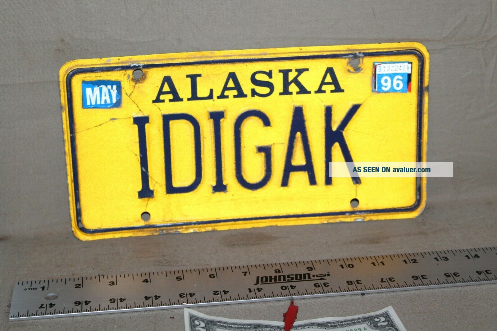 RARE ALASKA IDIGAK VANITY EMBOSSED METAL LICENSE PLATE SIGN GAS OIL ...