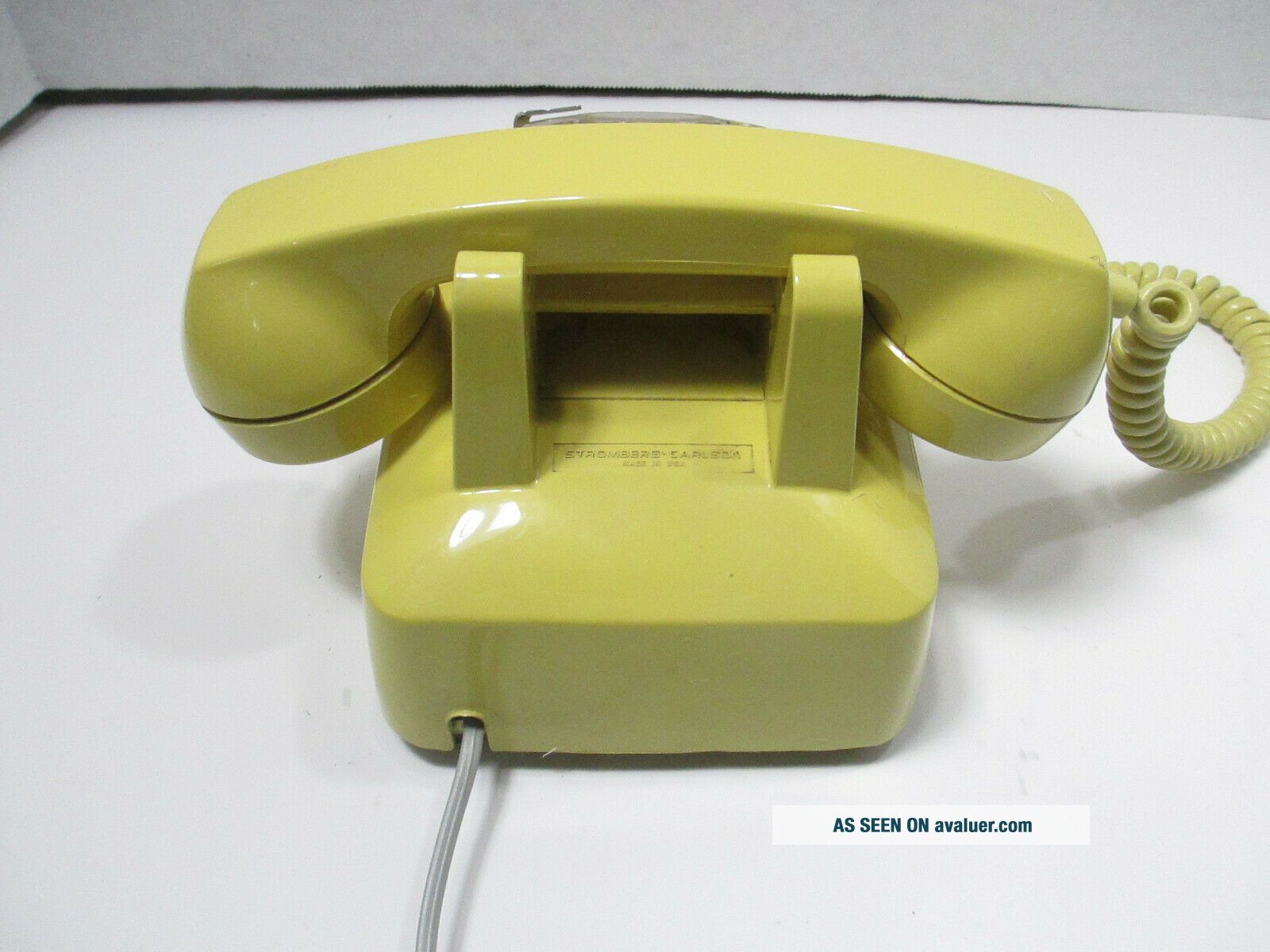 1970 Yellow Stromberg Carlson Model 500 Rotary Desk Phone | #4693036