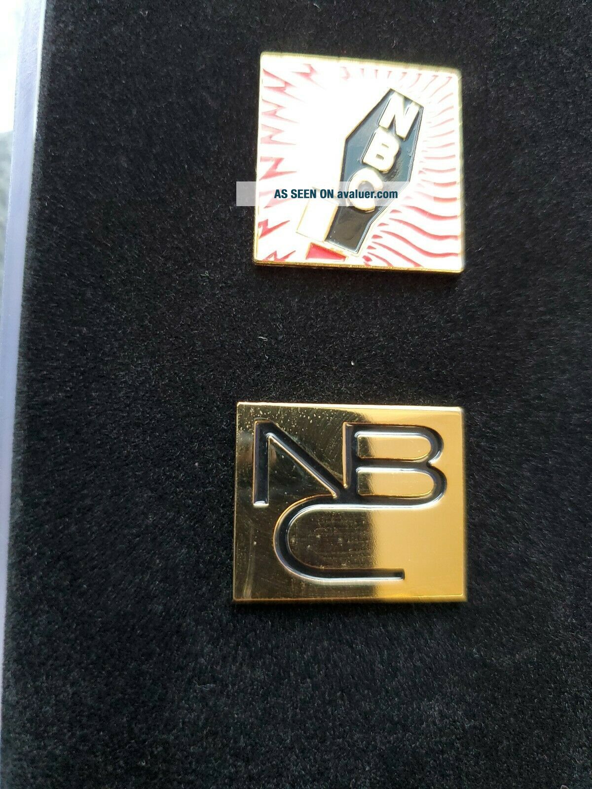 NBC TV Historic Pin Set Limited Edition Through The Years Peacock Logo ...