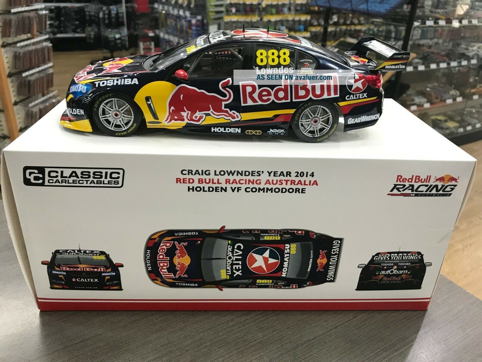 2014 CRAIG LOWNDES SEASON CAR HOLDEN VF COMMODORE 1:18 MODEL CAR SIGNED ...