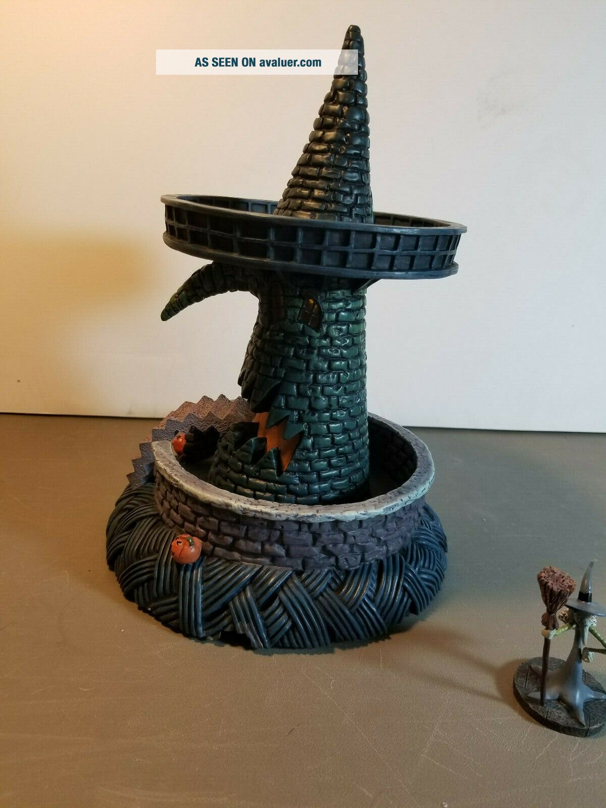 Hawthorne Village The Nightmare Before Christmas Witch House | #4892369
