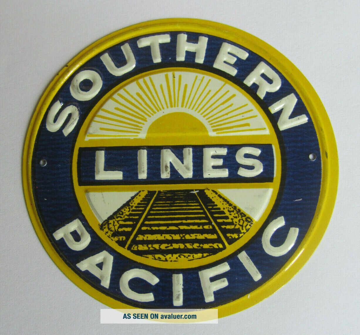 ONE Vintage Metal Post Cereal SOUTHERN PACIFIC LINES Railroad Emblem ...