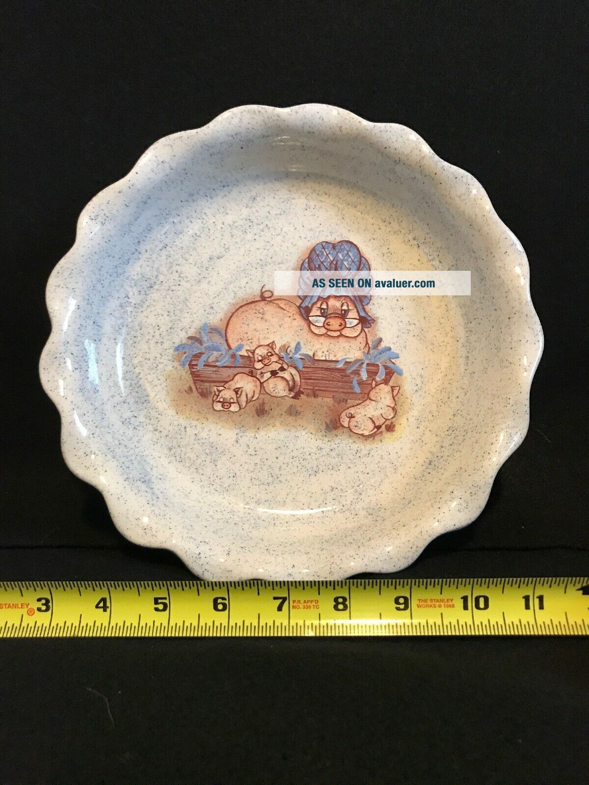 Vintage Hand Made In America Ceramic Pie Plate Pigs | #5039352