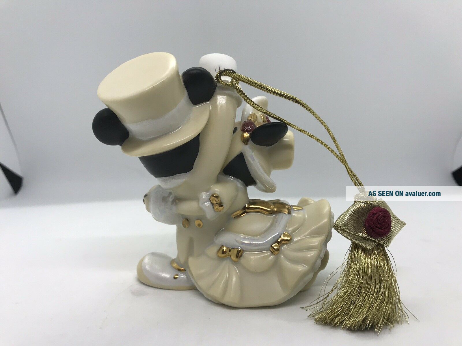 Disney Minnie Kissing Mickey Mouse Under Mistletoe Victorian Christmas ...