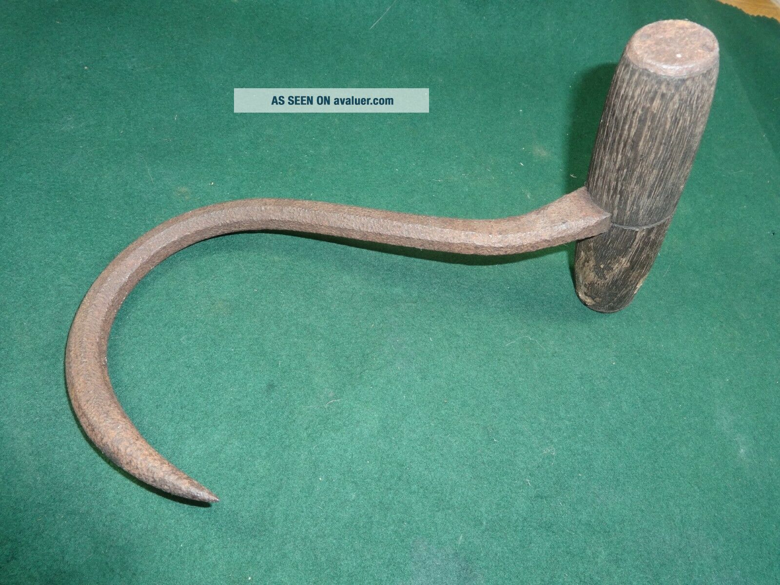 ANTIQUE LONGSHOREMAN ' S STEVEDORE ' S STEEL AND WOOD CARGO HOOK | #4945818