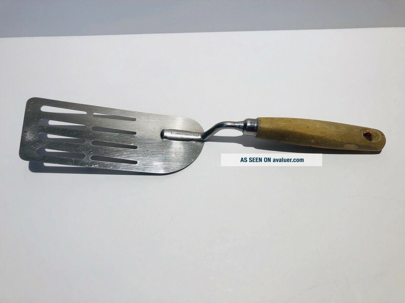 Vtg EKCO ETERNA Long Slotted Stainless Steel SPATULA Wood Handle Made ...