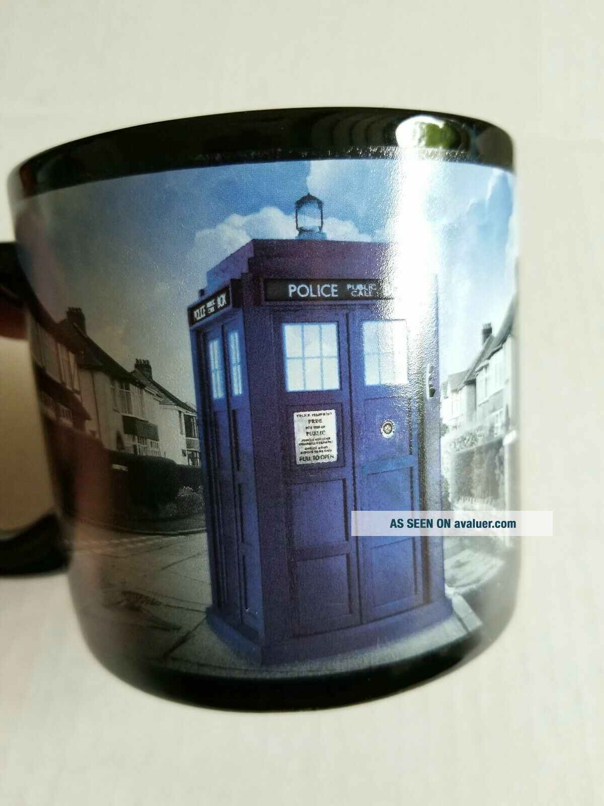 BBC Dr Doctor Who Mug DISAPPEARING TARDIS Coffee Tea Cup Great. | #5073208