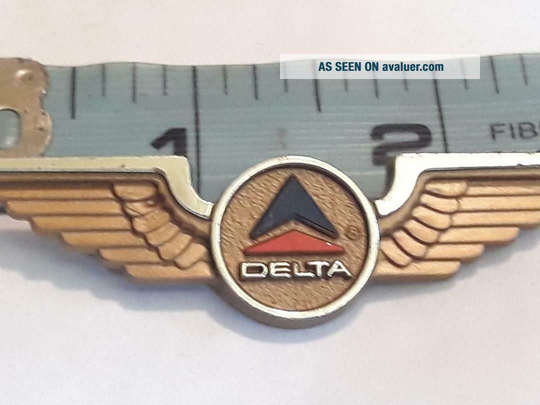 Vintage Plastic Delta Air Lines Badge Jr Pilot Flight Attendant Wings ...