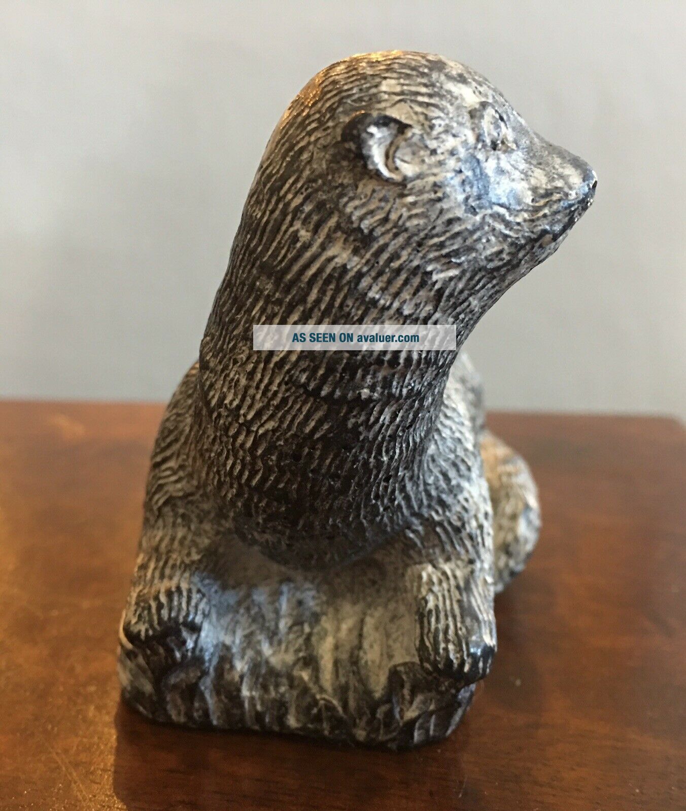 A Wolf Sculptures Inuit Soapstone Carved Otter Figurine Canada | #5273118