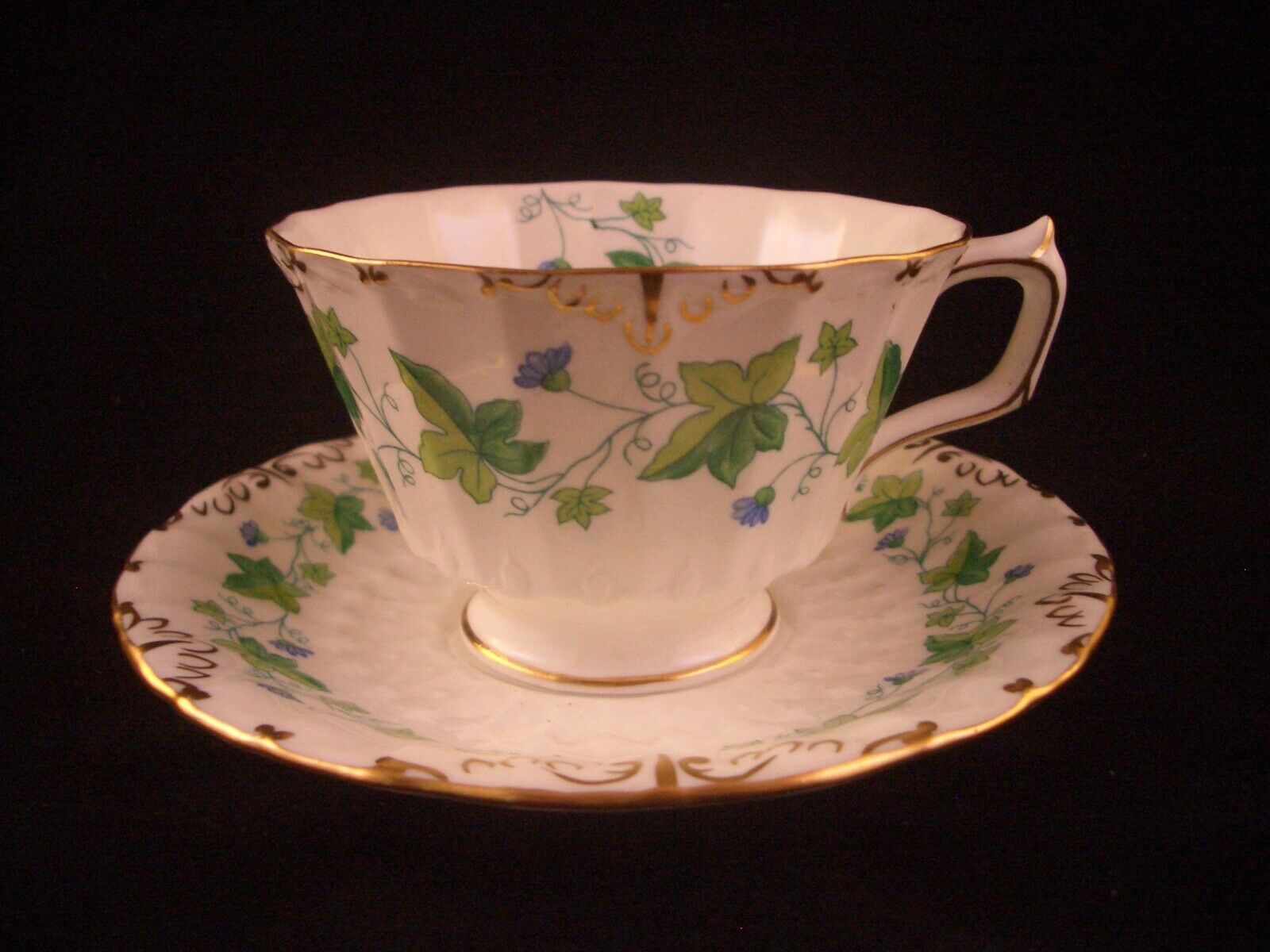 Royal Crown Derby Tea Cup And Saucer – Green Ivy Leaf Design With Blue ...
