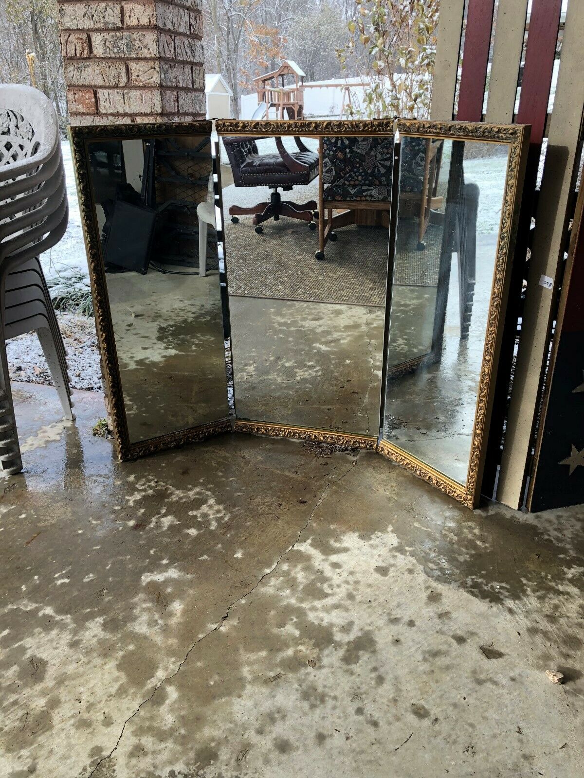 VTG LARGE TRI - FOLD FRAMED MIRROR | #19899255