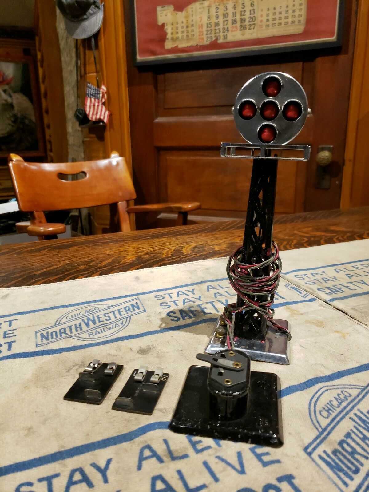 Rare Louis Marx 1404 Block Signal With Controller | #19893912