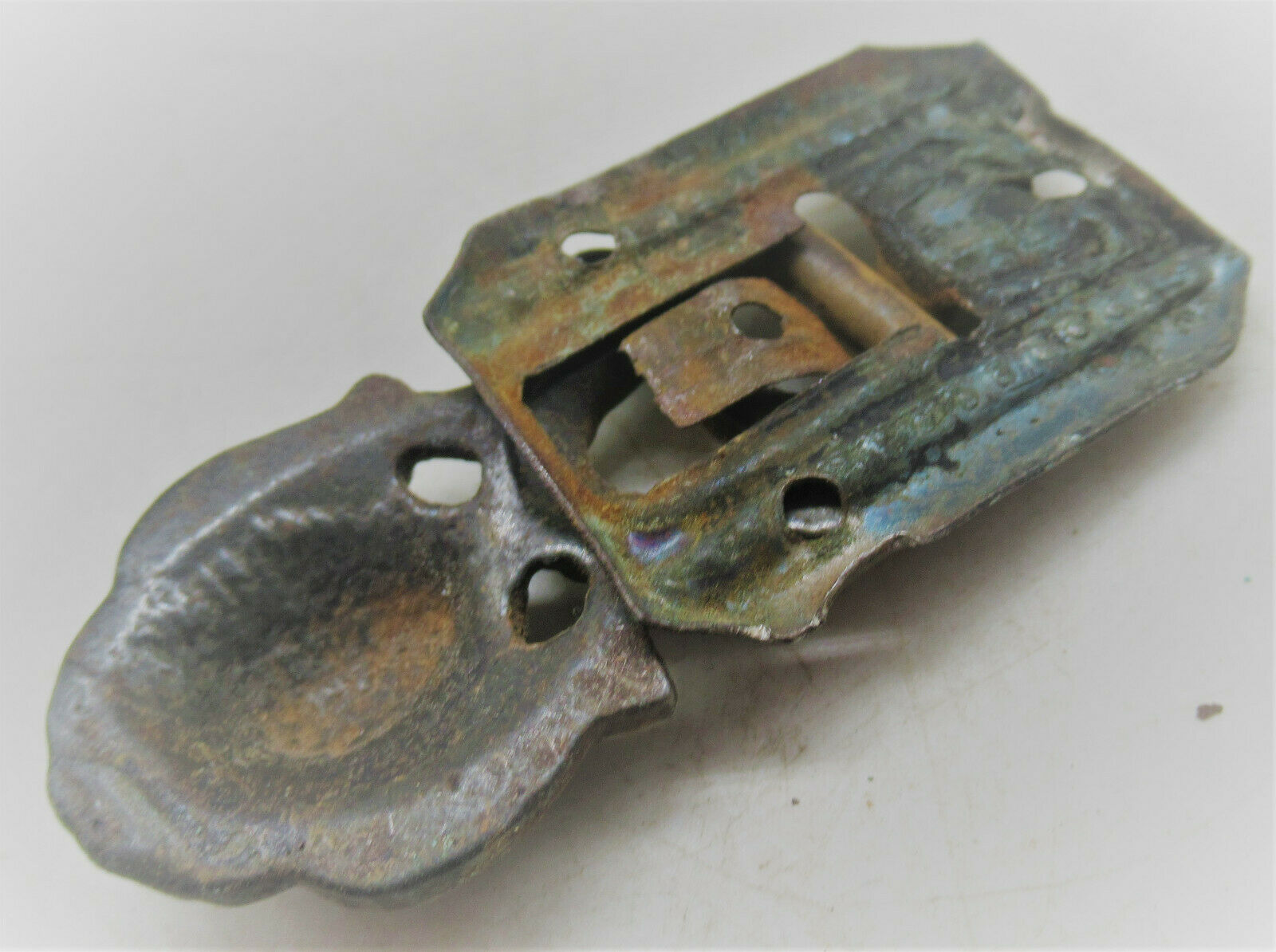 ANCIENT ROMAN OR GREEK STYLE BRONZE BUCKLE WITH EROS FACE | #20018147