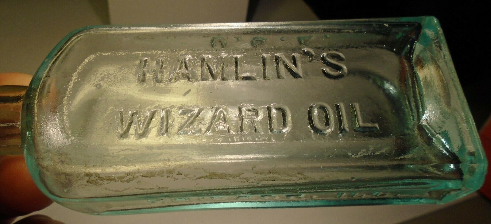 Collectible 6 1/8 Inch Antique HAMLIN ' S WIZARD OIL Medicine Bottle ...