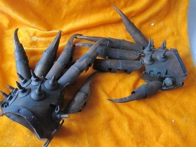 The Ancient Old Chinese Bronze Sharp Talons Claws Protection Protective ...