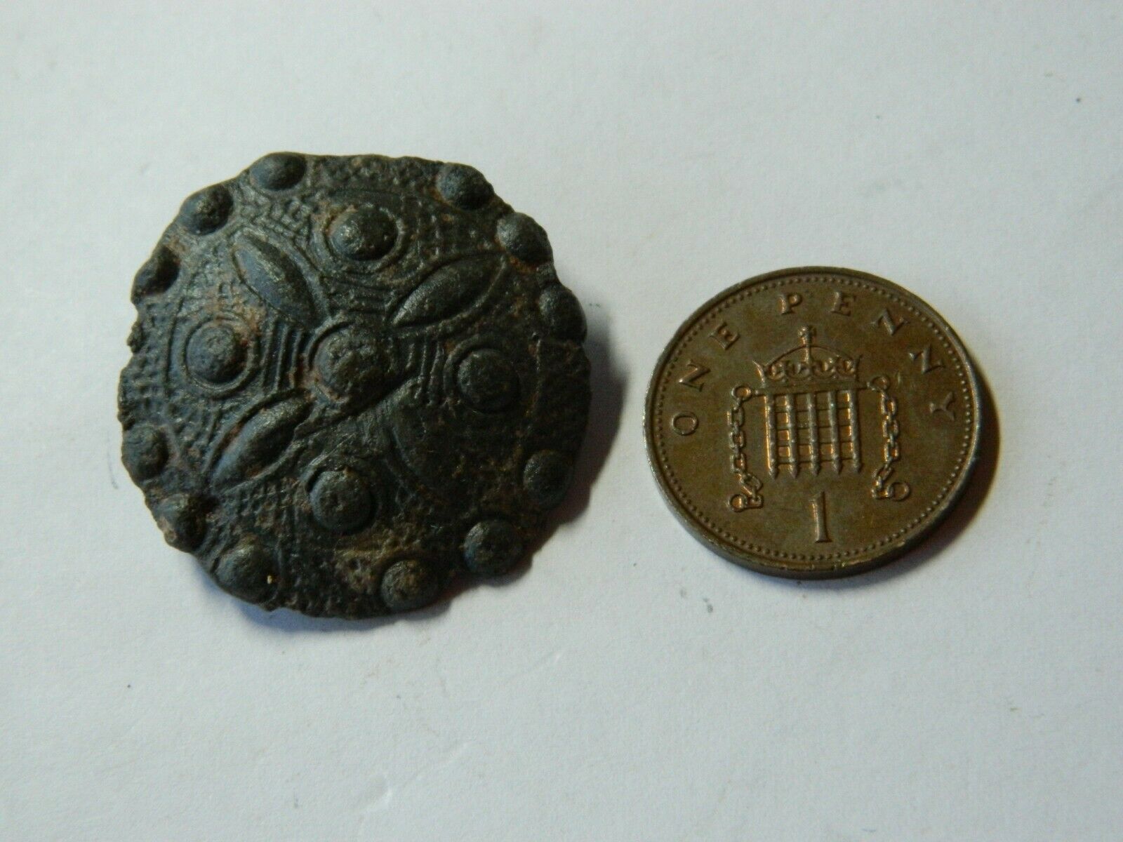 Un Researched Medieval Lead Pilgrims Button Brooch Metal Detecting ...