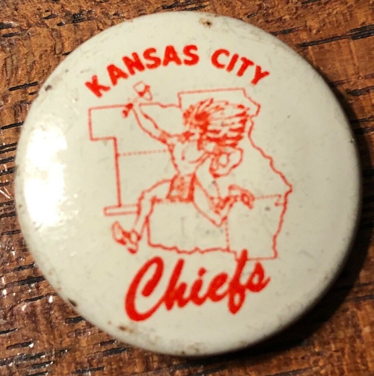 Vintage 1960s AFL KANSAS CITY CHIEFS PINBACK BUTTON Old Logo NFL RARE ...